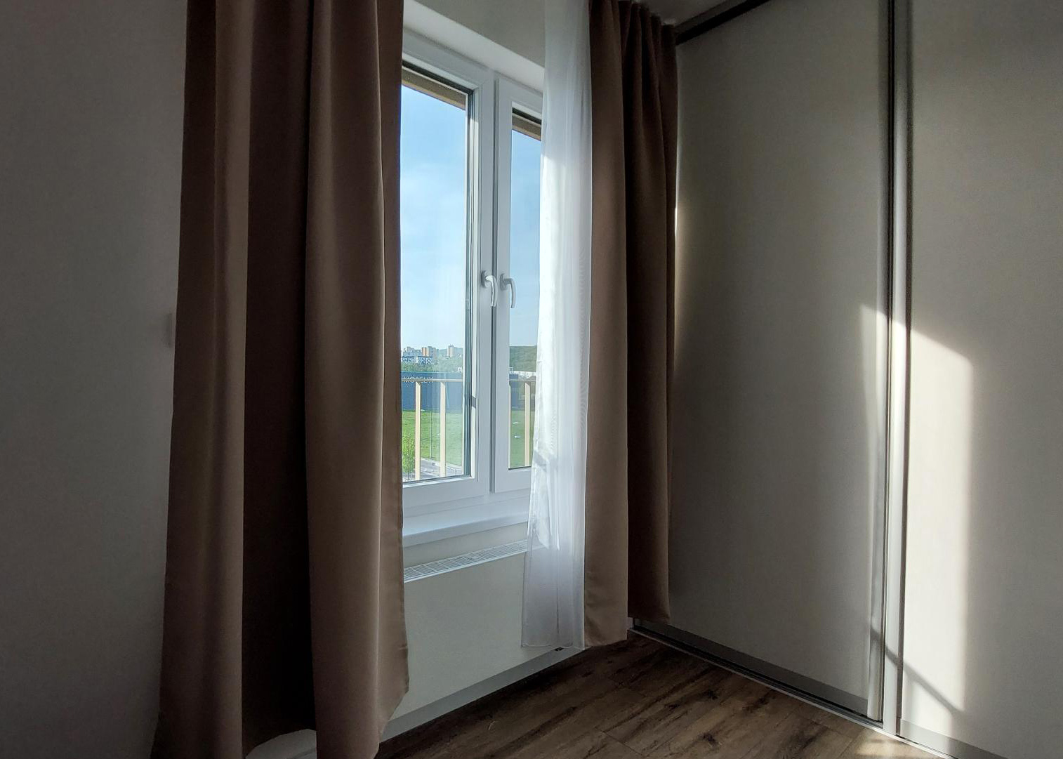 Stavební požadavky na výšku okenního parapetu | SLOVAKTUAL